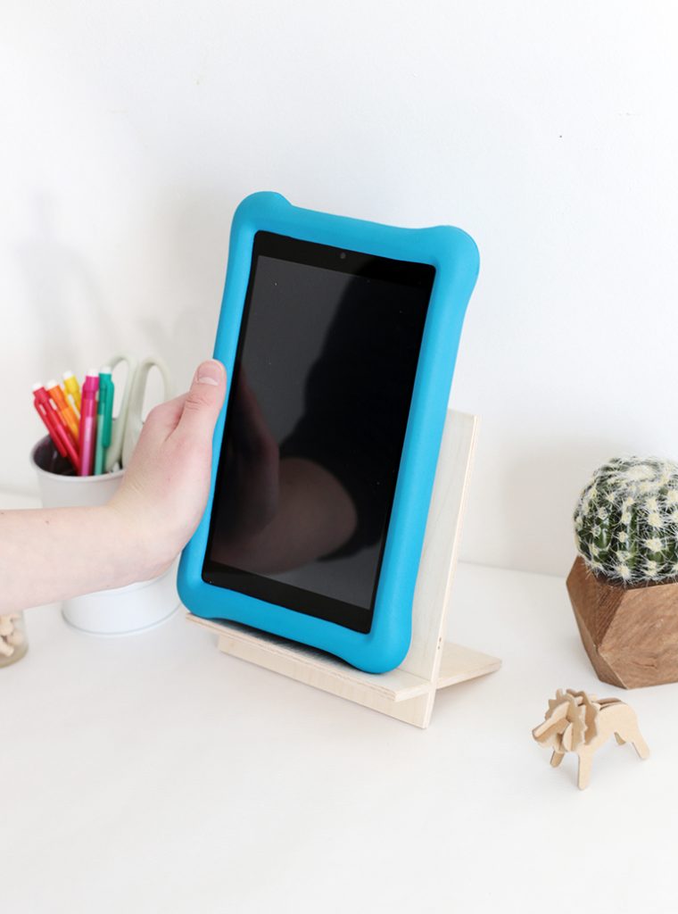 DIY Tablet Stand - The Merrythought