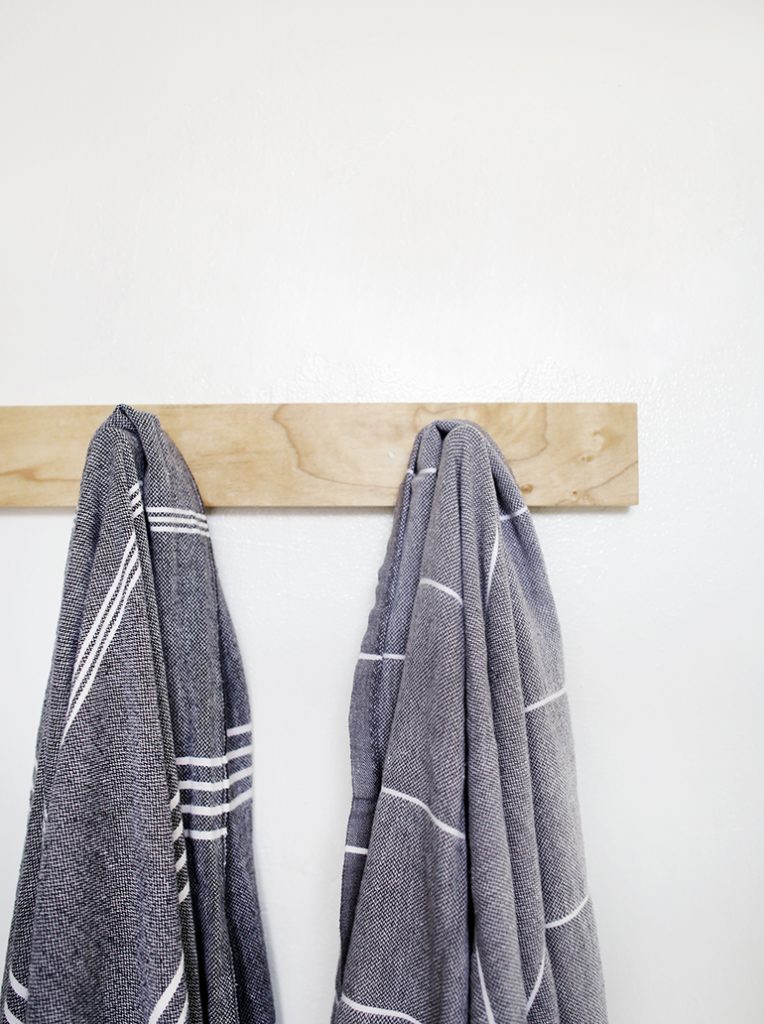 Peg Towel Rack DIY