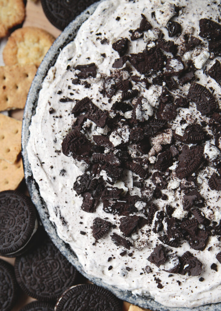 Creamy Oreo Dip